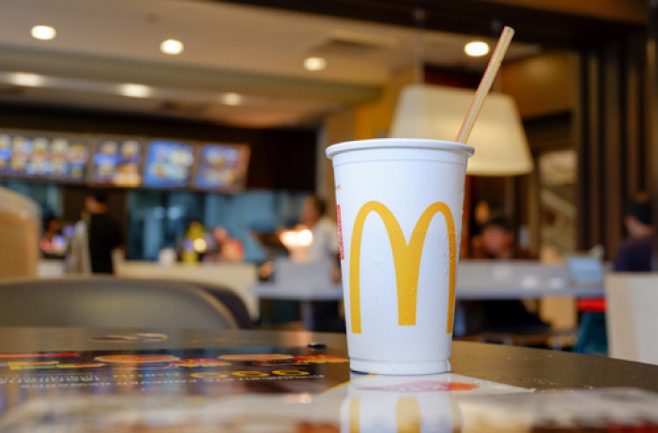 Dès ce 18 novembre, terminé les pailles en plastique chez McDonald's France
